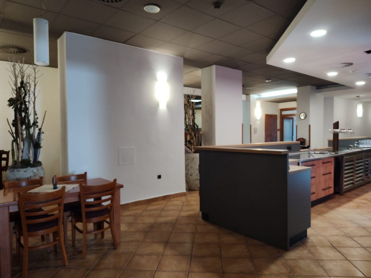 HOTEL TRIM - ubytování Pardubice | HOTEL TRIM s.r.o.